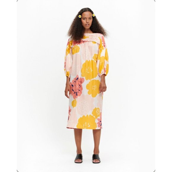 Merimekko | Dresses | Marimekko Maininki Pioni Midi Dress Size S Pink ...